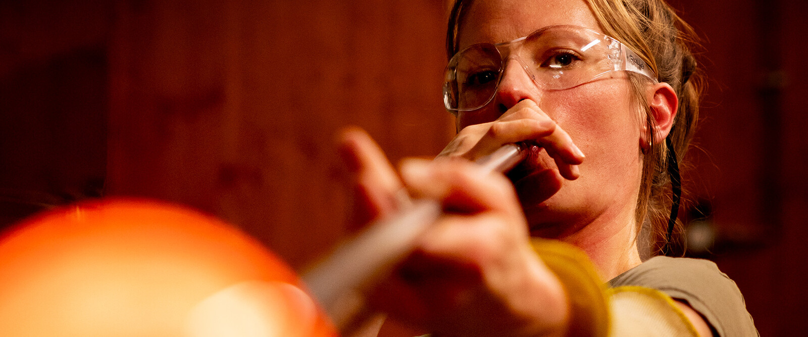 Glasmacherei: Pia Hoff und ihr Spiel mit dem Feuer | richtiggut.de