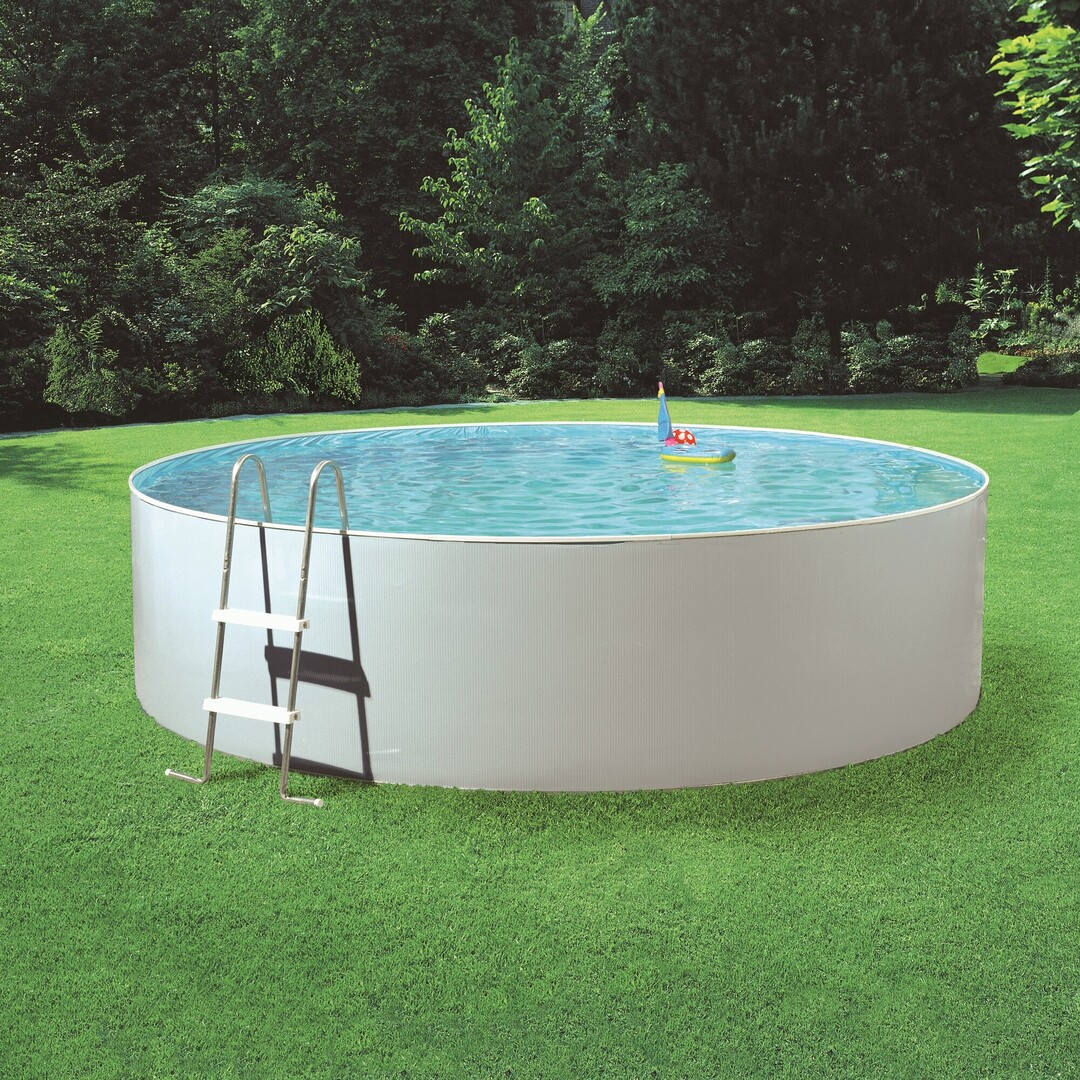 Poolfundament: 3 Schritte zum stabilen Untergrund | richtiggut.de